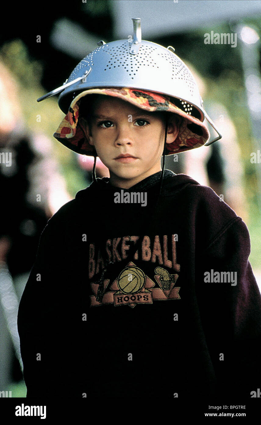 COLE SPROUSE OR DYLAN SPROUSE BIG DADDY (1999 Stock Photo: 31103506 - Alamy
