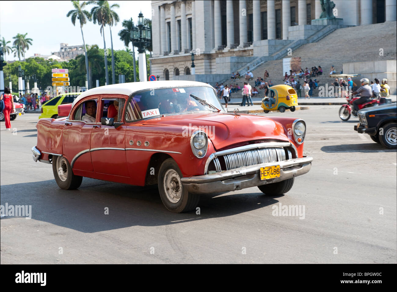 Red chevy hi-res stock photography and images - Alamy