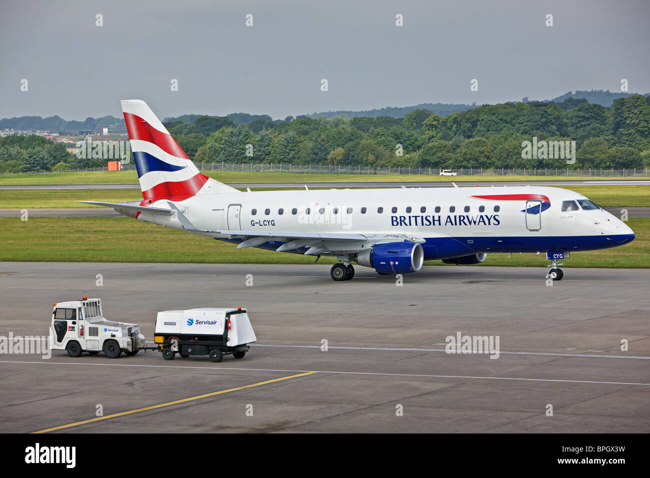E170 jet hi-res stock photography and images - Alamy