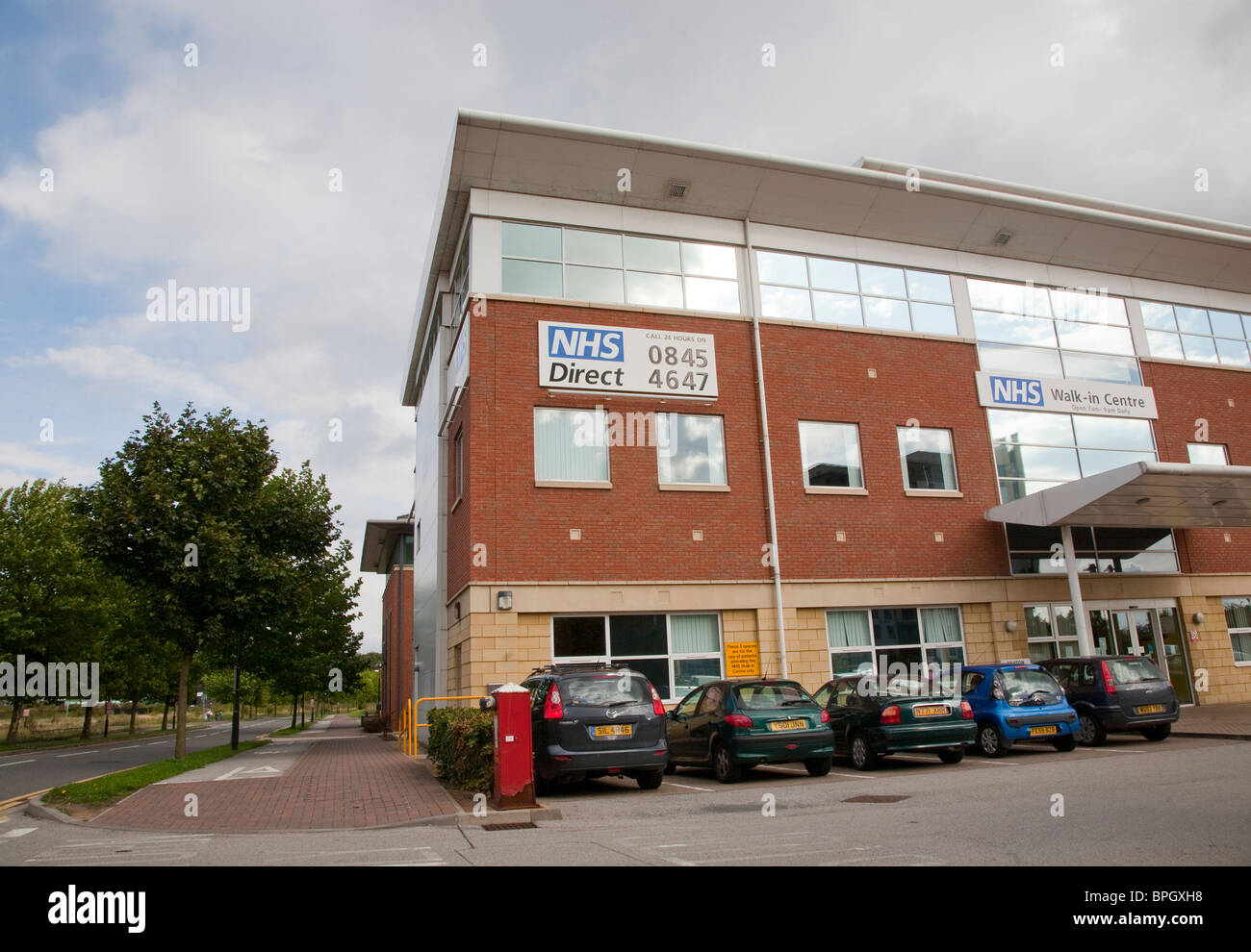 Nhs england logo hi-res stock photography and images - Alamy