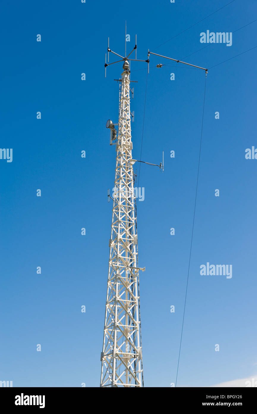 Communication Mast High Resolution Stock Photography and Images - Alamy