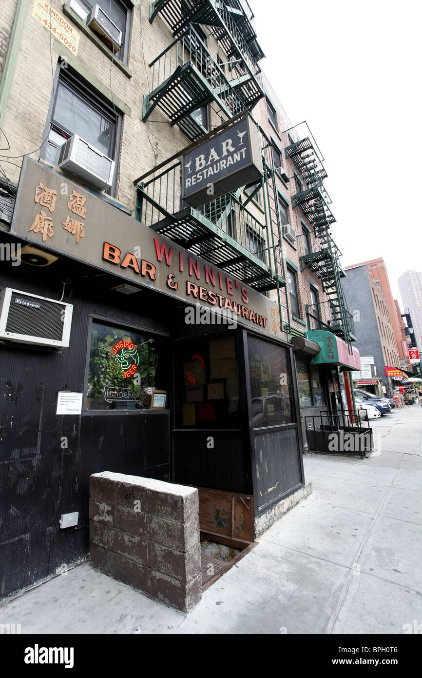 Shops in Chinatown. New York. America Stock Photo - Alamy