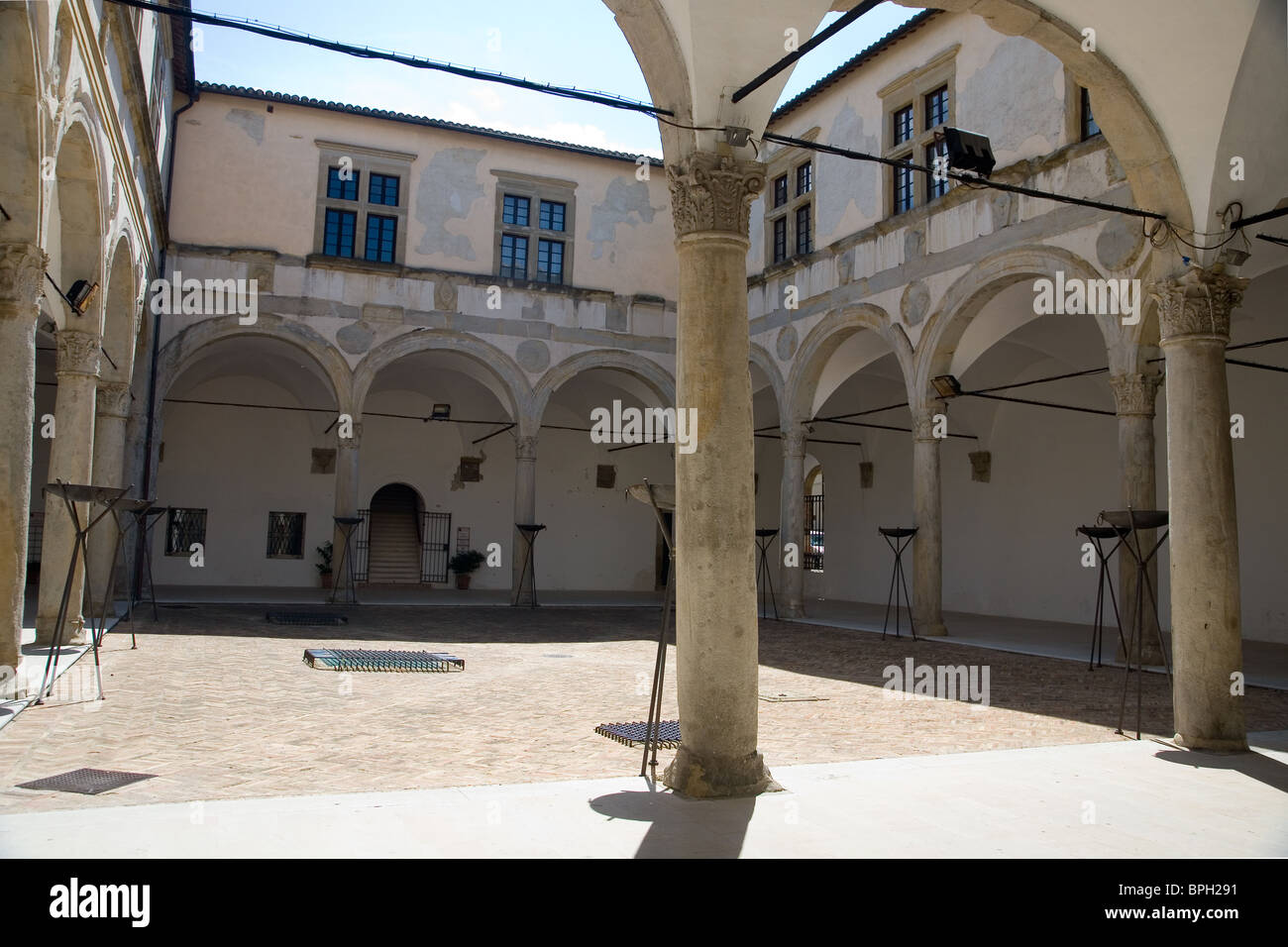 Camerino hi-res stock photography and images - Alamy