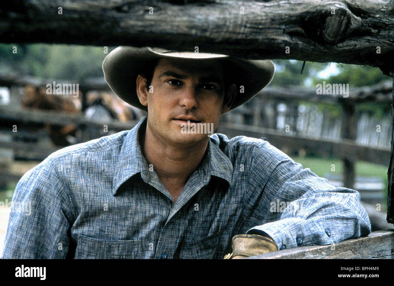 Henry Thomas Film High Resolution Stock Photography and Images - Alamy