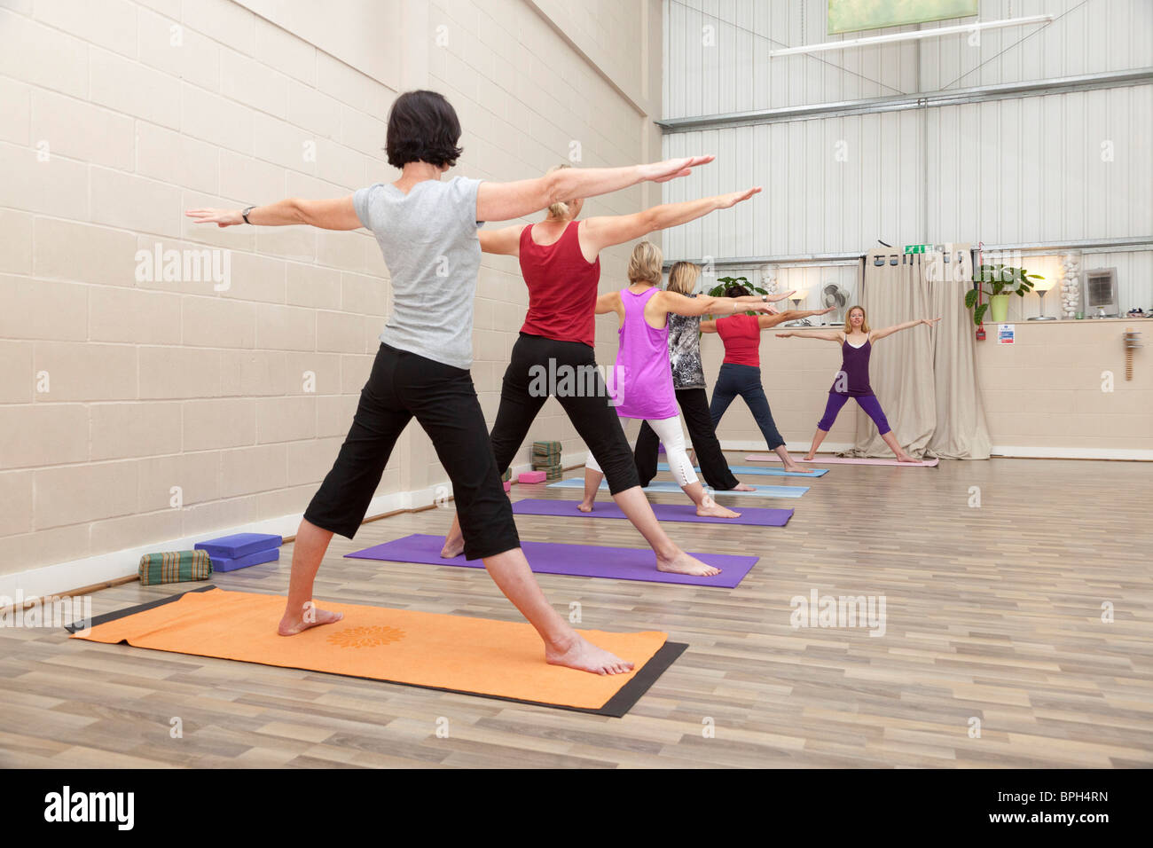 Female yoga instructors hi-res stock photography and images - Alamy