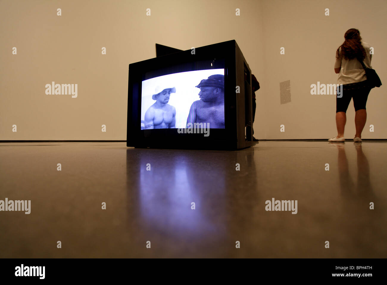 Television art hi-res stock photography and images - Alamy