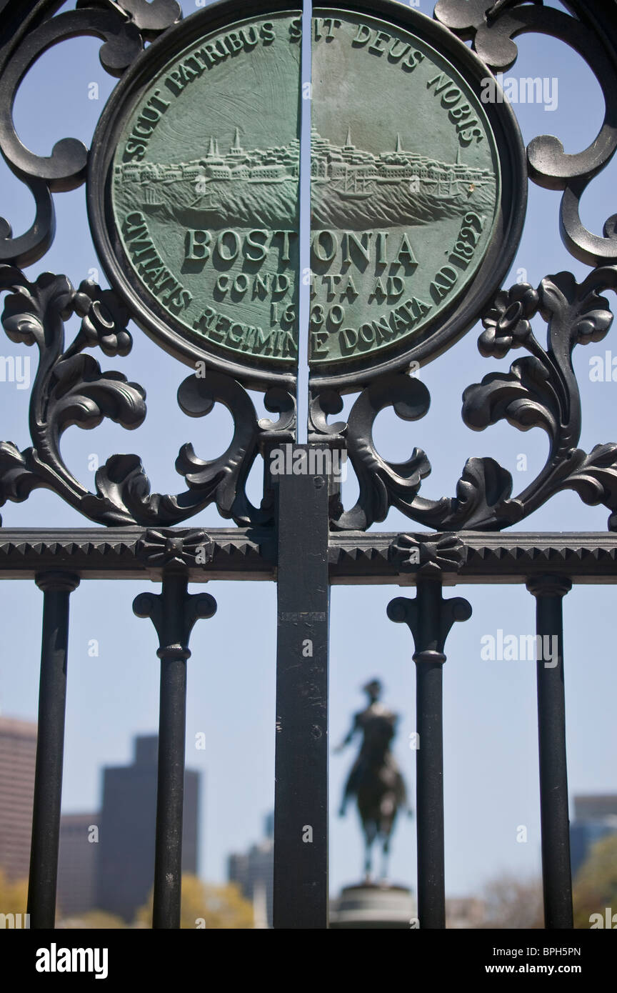 Boston public garden entrance hi-res stock photography and images - Alamy