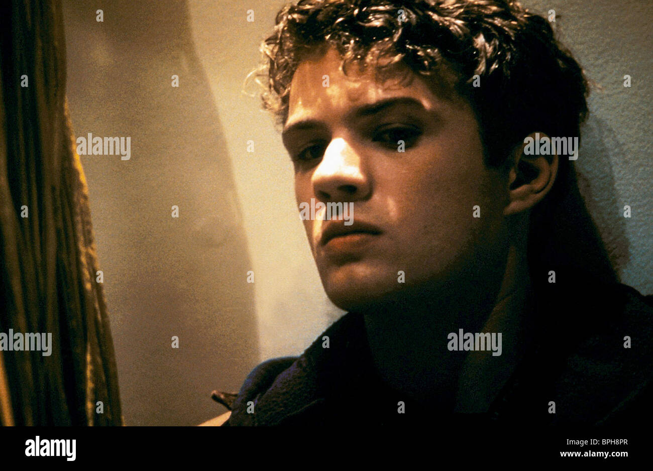 Antitrust 2001 Ryan Phillippe High Resolution Stock Photography and ...
