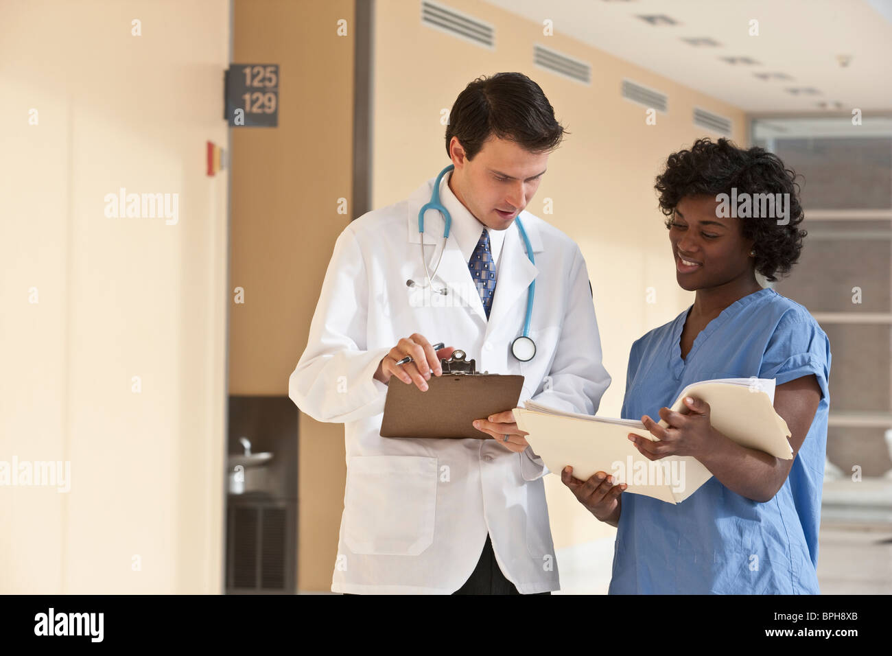 Jamaican male nurse hi-res stock photography and images - Alamy