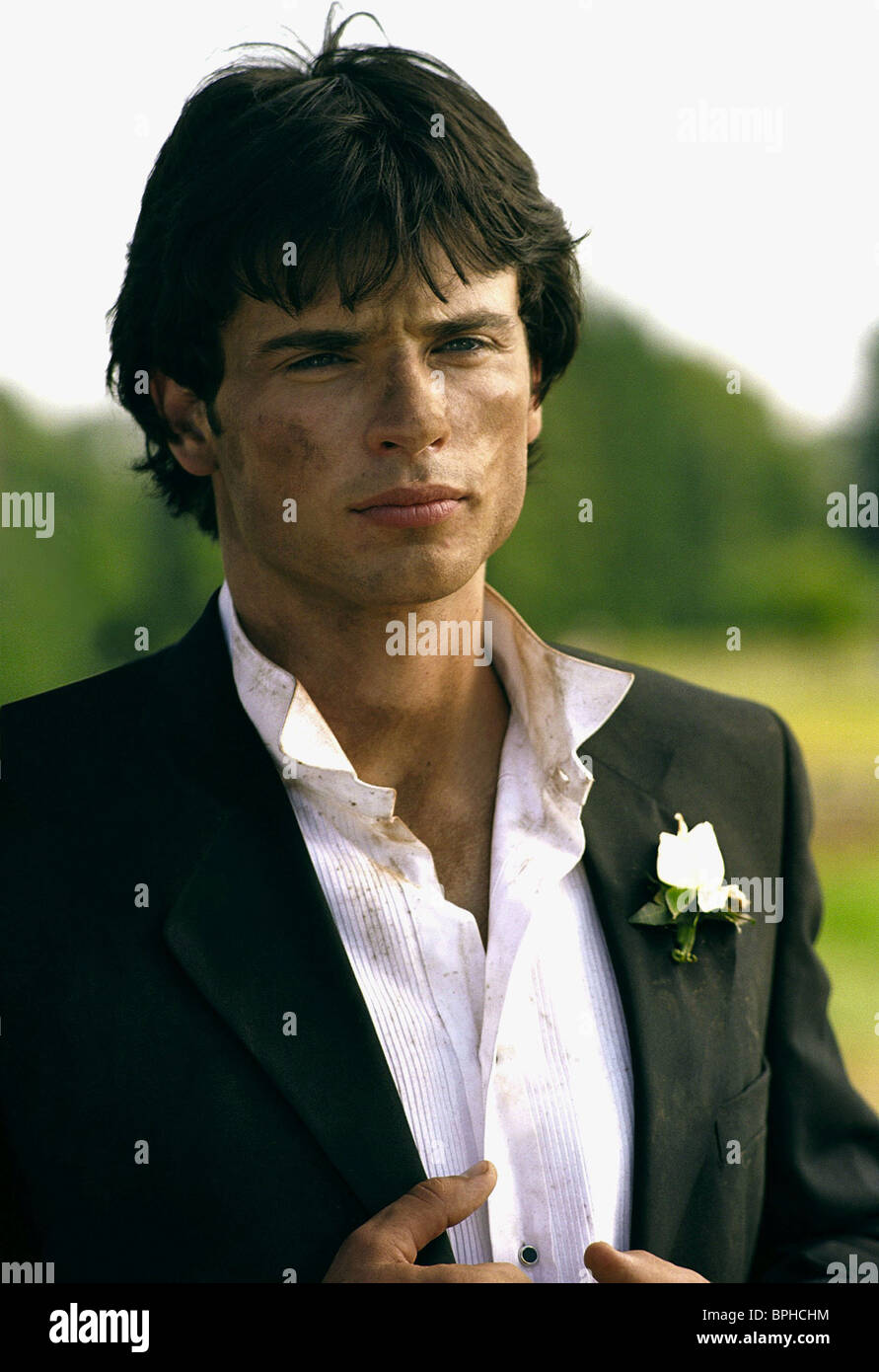 Tom Welling Smallville 2001 High Resolution Stock Photography and ...
