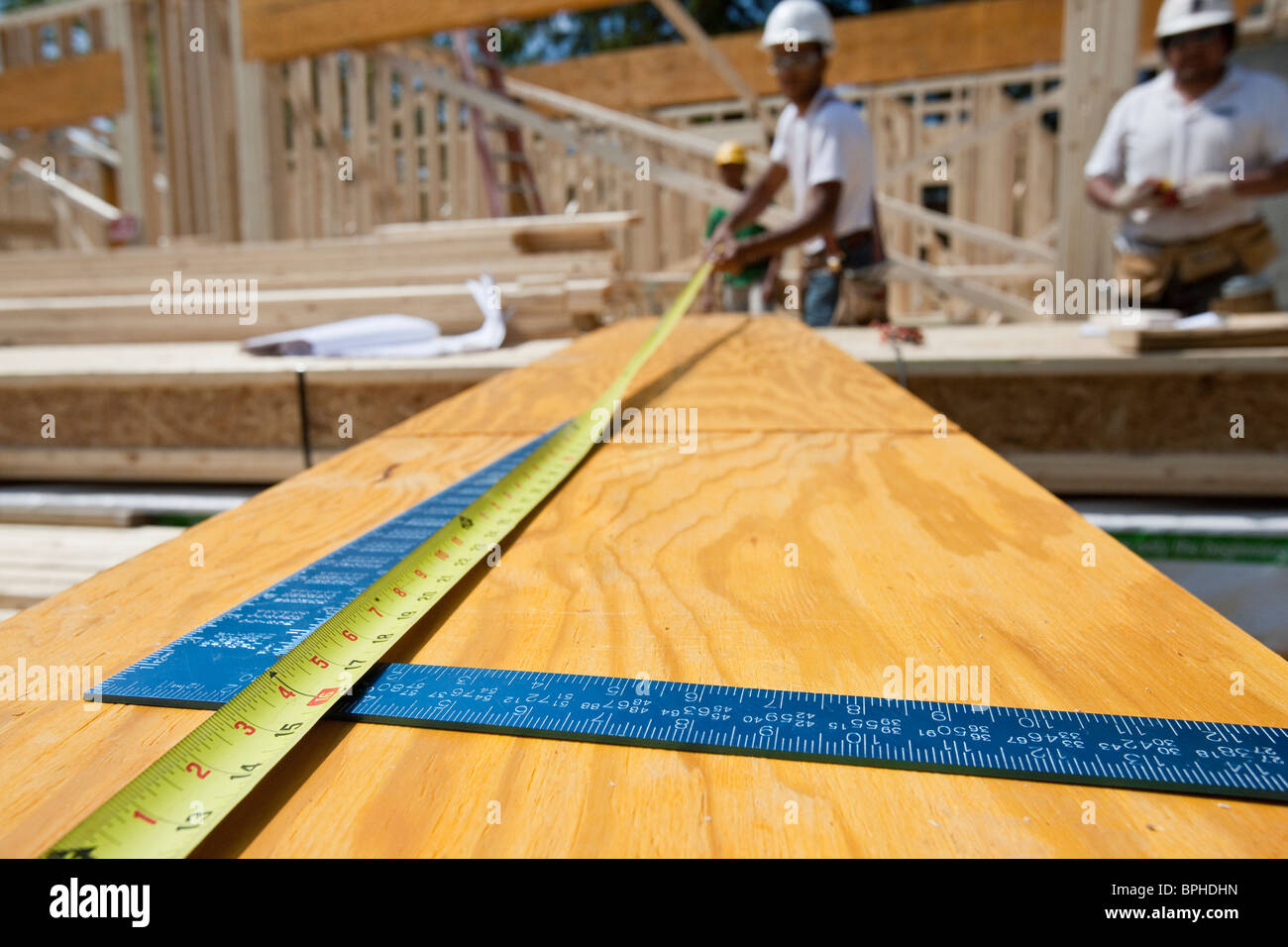 Framing square measure hi-res stock photography and images - Alamy