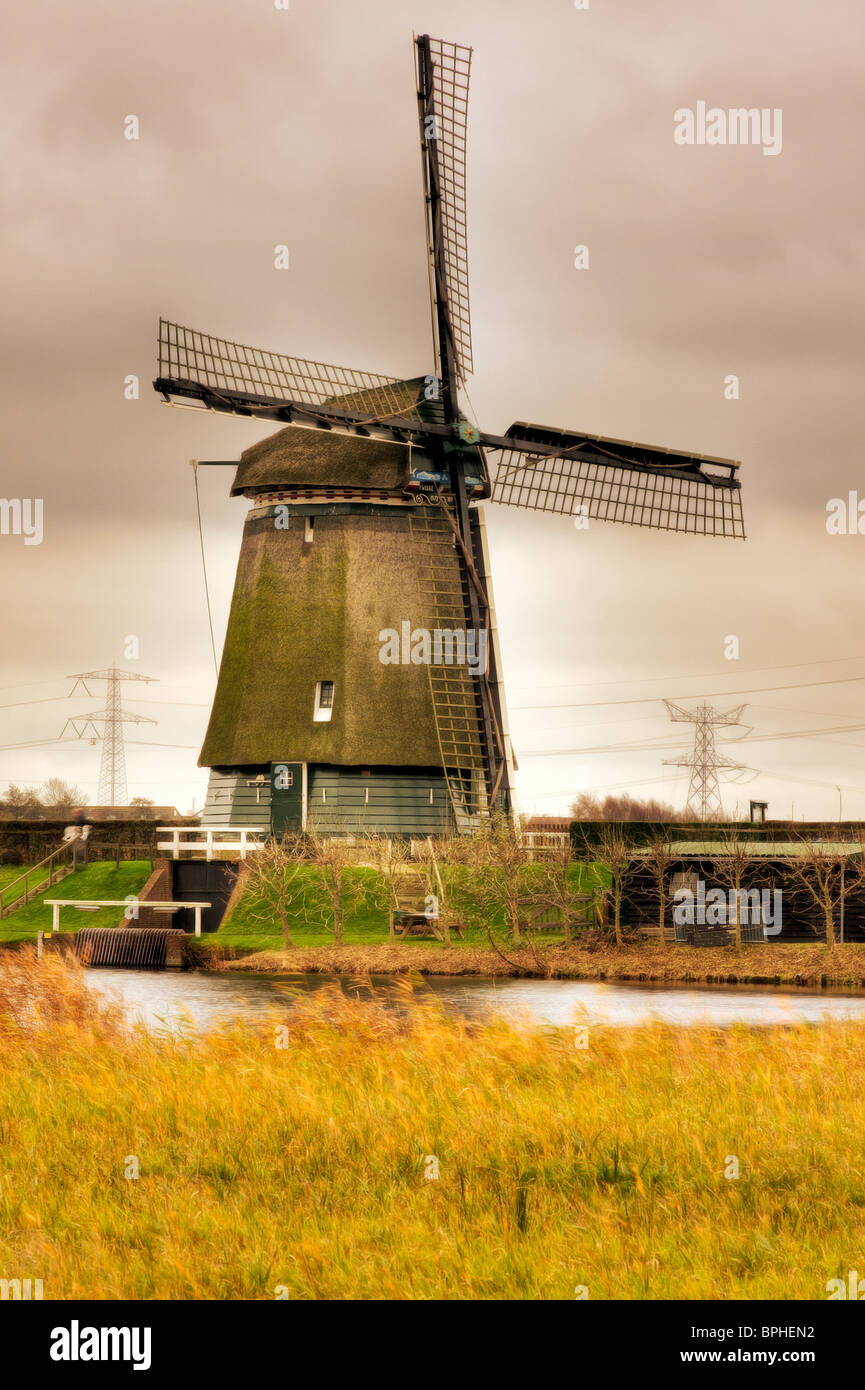 Side view windmill hi-res stock photography and images - Alamy