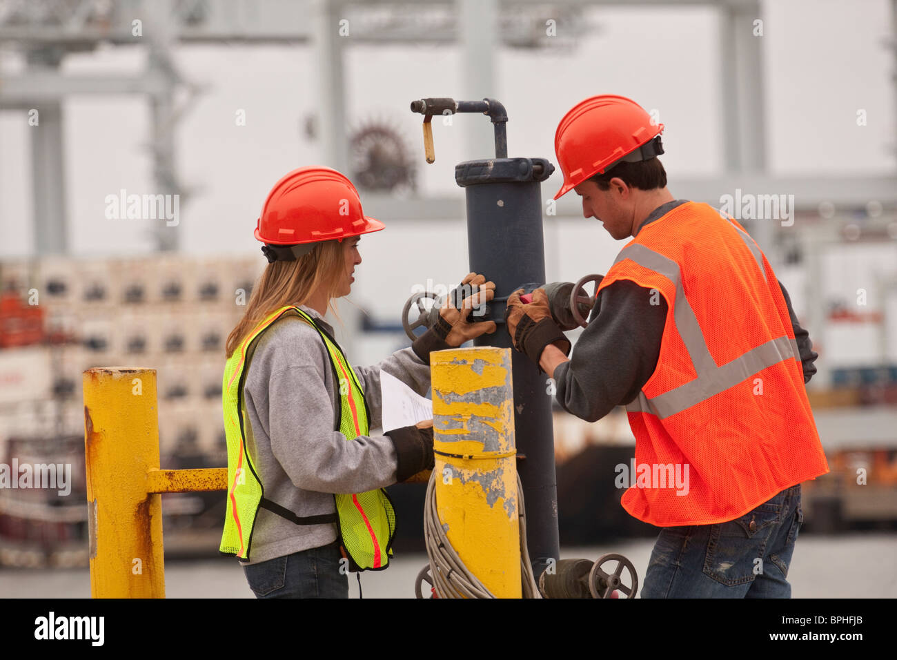 Checking valves hi-res stock photography and images - Alamy