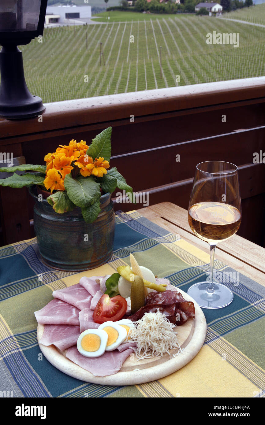 Servering hi-res stock photography and images - Alamy