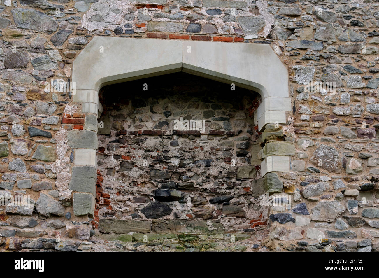 Ruin ruins fireplace hi-res stock photography and images - Alamy
