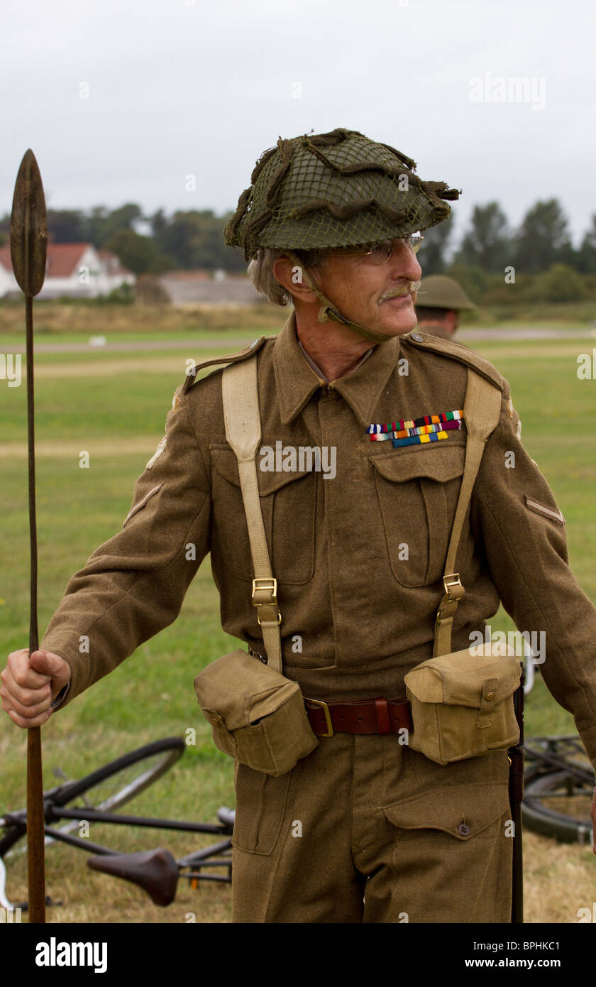 Corporal jones dad's army hi-res stock photography and images - Alamy