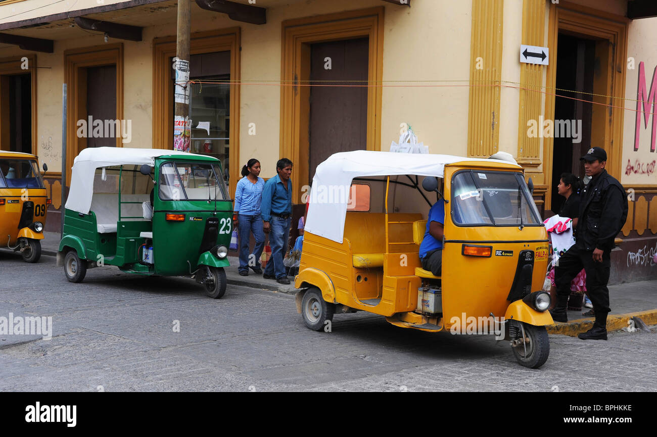 Green Yellow Tuk Tuks High Resolution Stock Photography and Images - Alamy