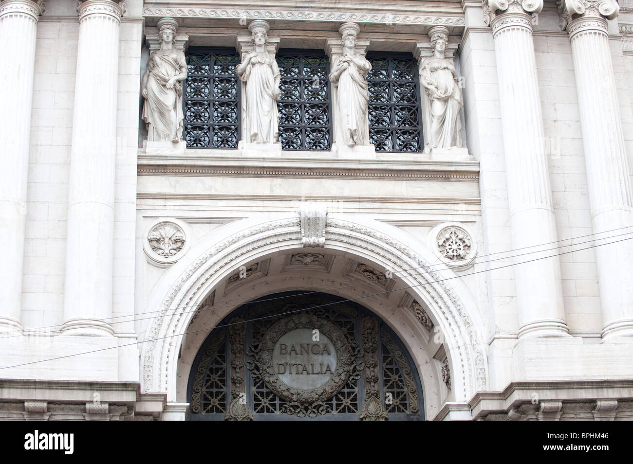 Milan bank hi-res stock photography and images - Alamy