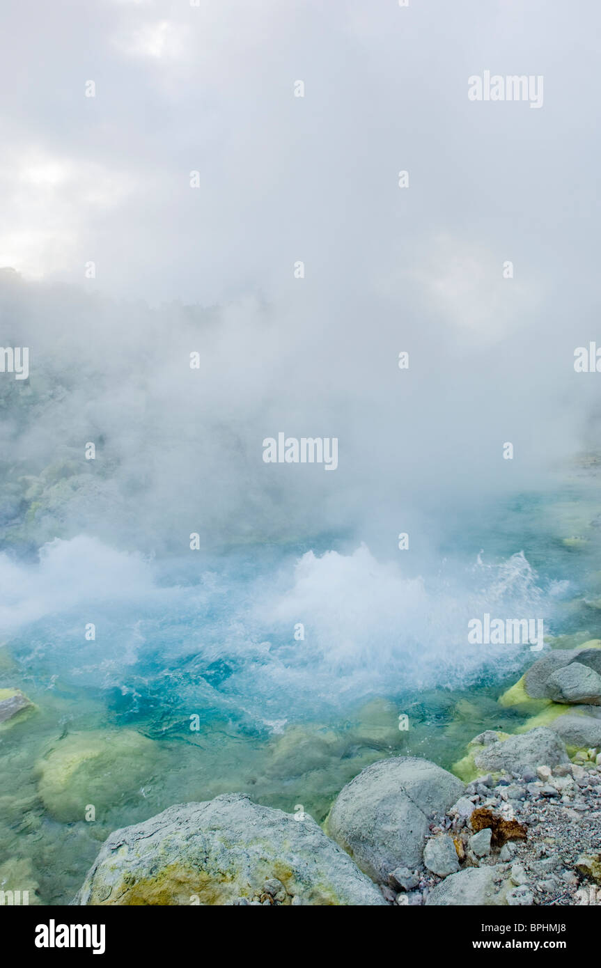 Boiling geyser at Tamagawa Onsen Stock Photo - Alamy