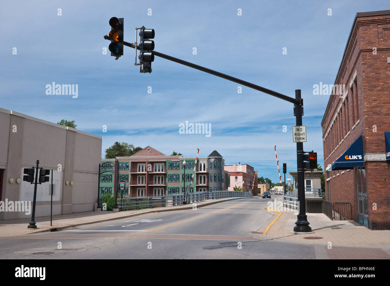 Semaphore road hi-res stock photography and images - Alamy