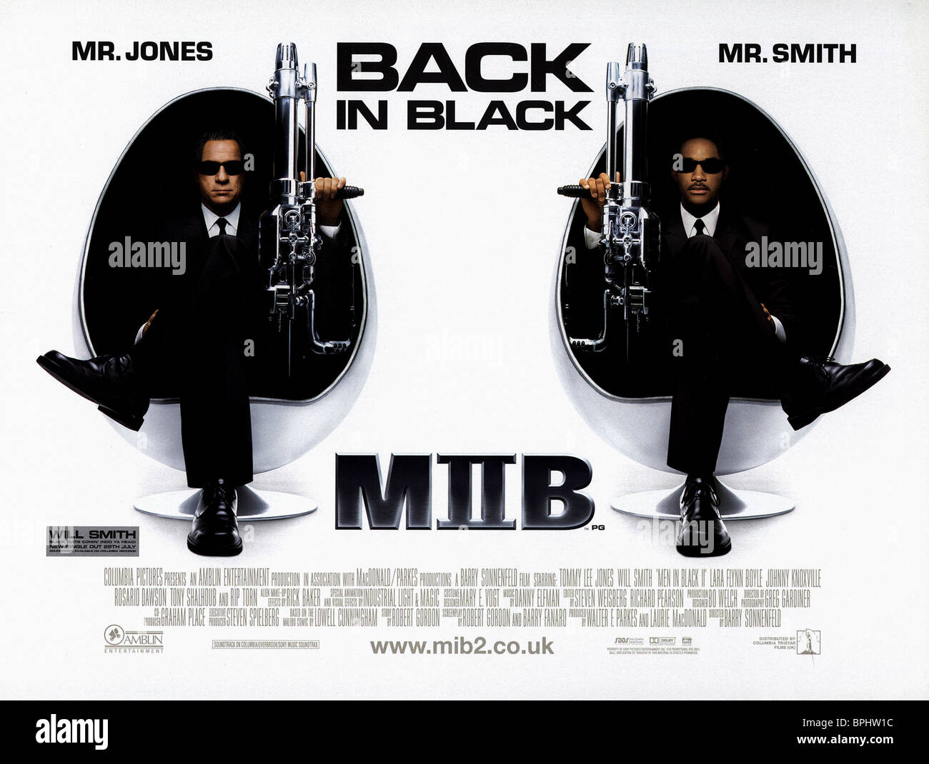 WILL SMITH & TOMMY LEE JONES MEN IN BLACK II; MIB 2 (2002 Stock Photo ...