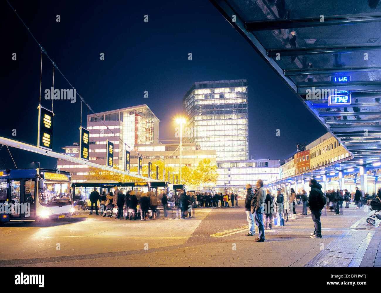 Modern bus station hi-res stock photography and images - Alamy