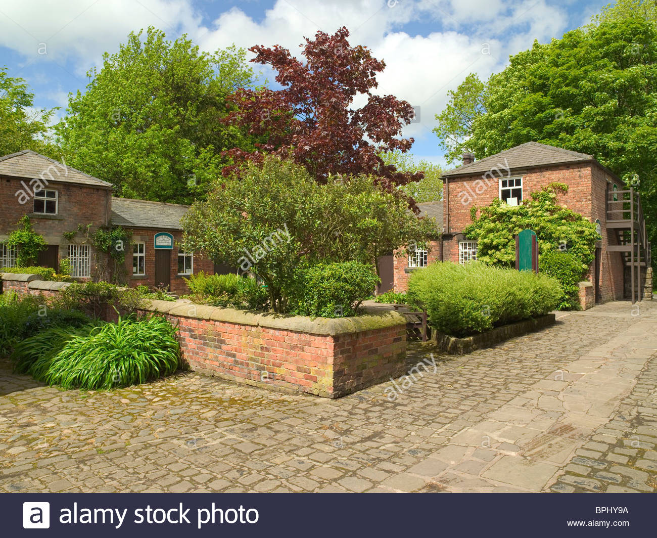 Leyland Blue Stock Photos & Leyland Blue Stock Images - Alamy