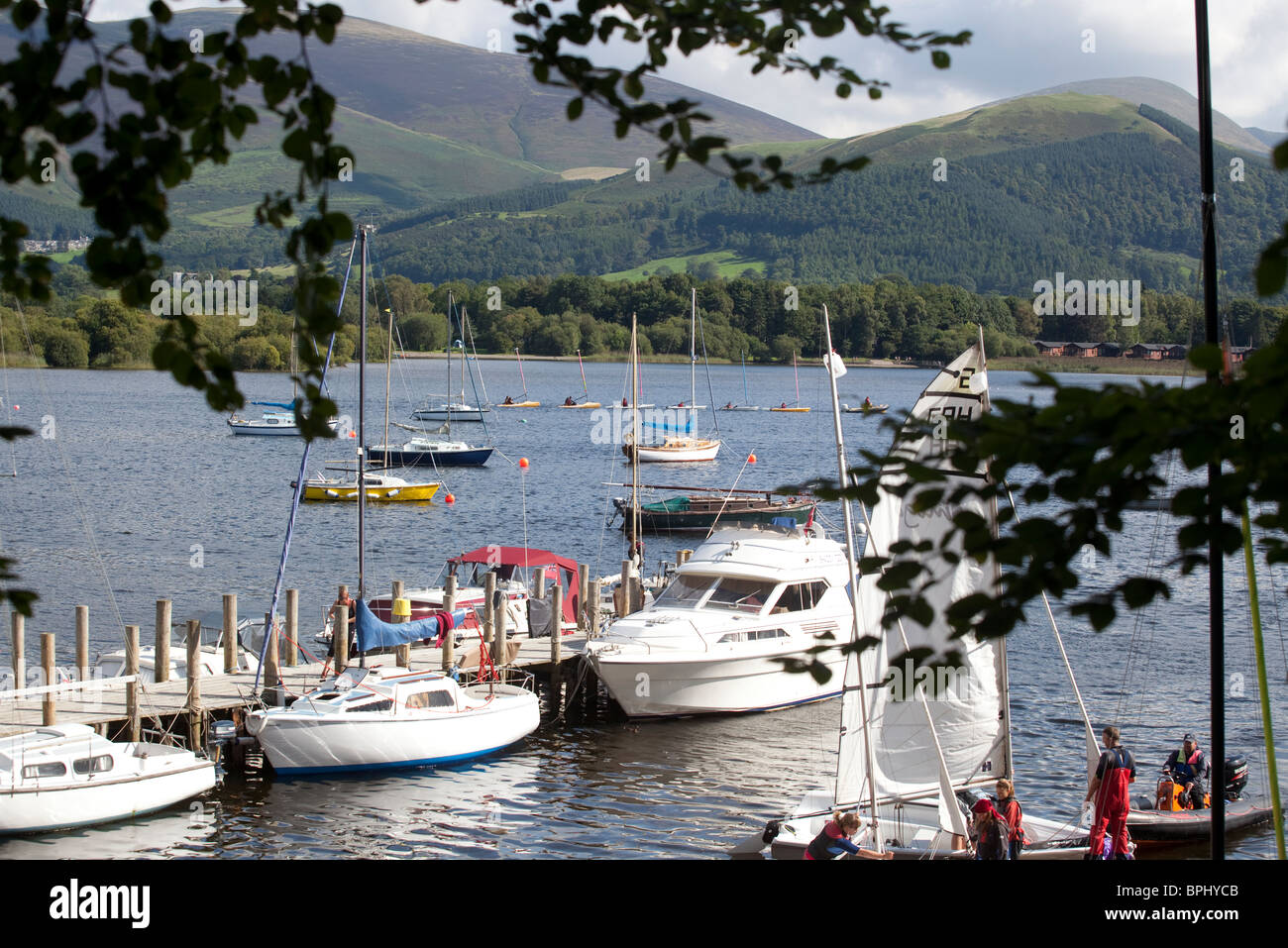 Boats derwent marina derwent water hi-res stock photography and images ...