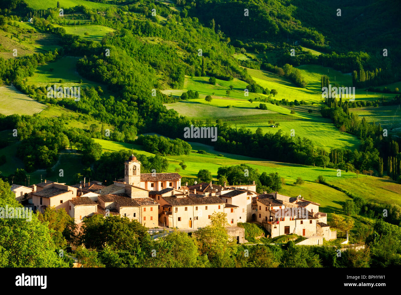 The medieval town of Castelvecchio in the Valnerina, Umbria Italy Stock ...