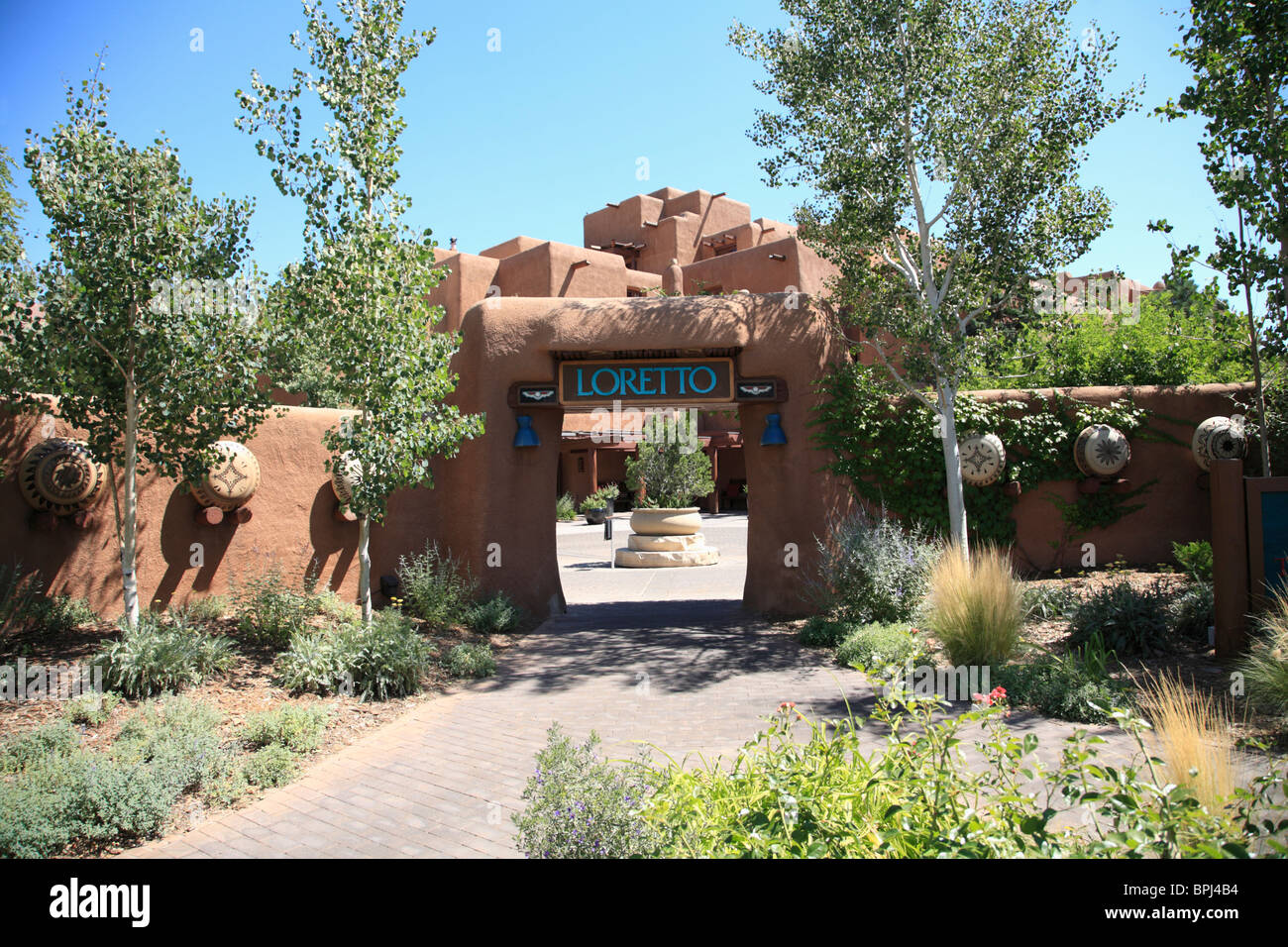 Inn at Loretto, Pueblo architecture, Santa Fe, New Mexico, USA Stock ...