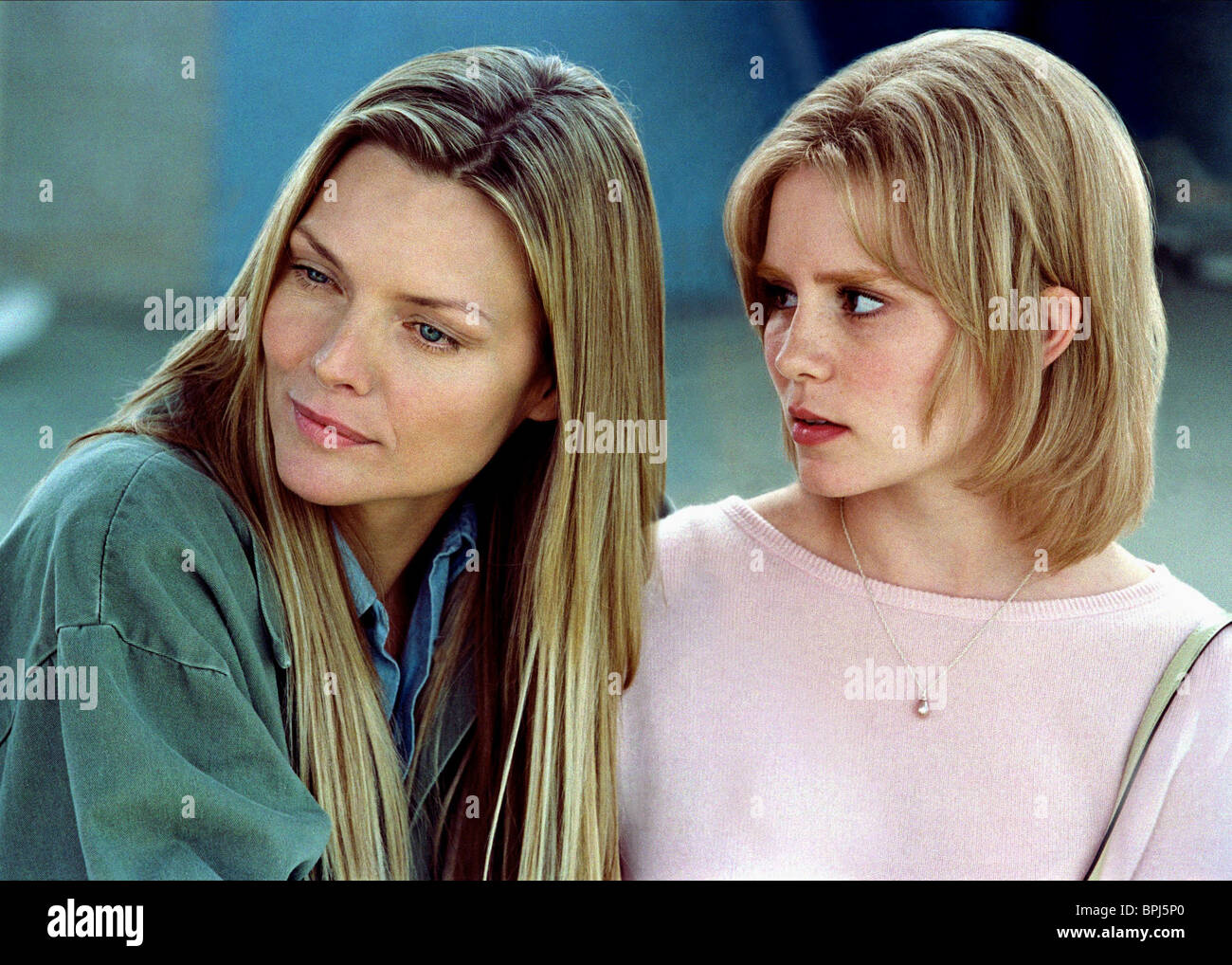 Alison Lohman Michelle Pfeiffer White Stock Photos & Alison Lohman ...