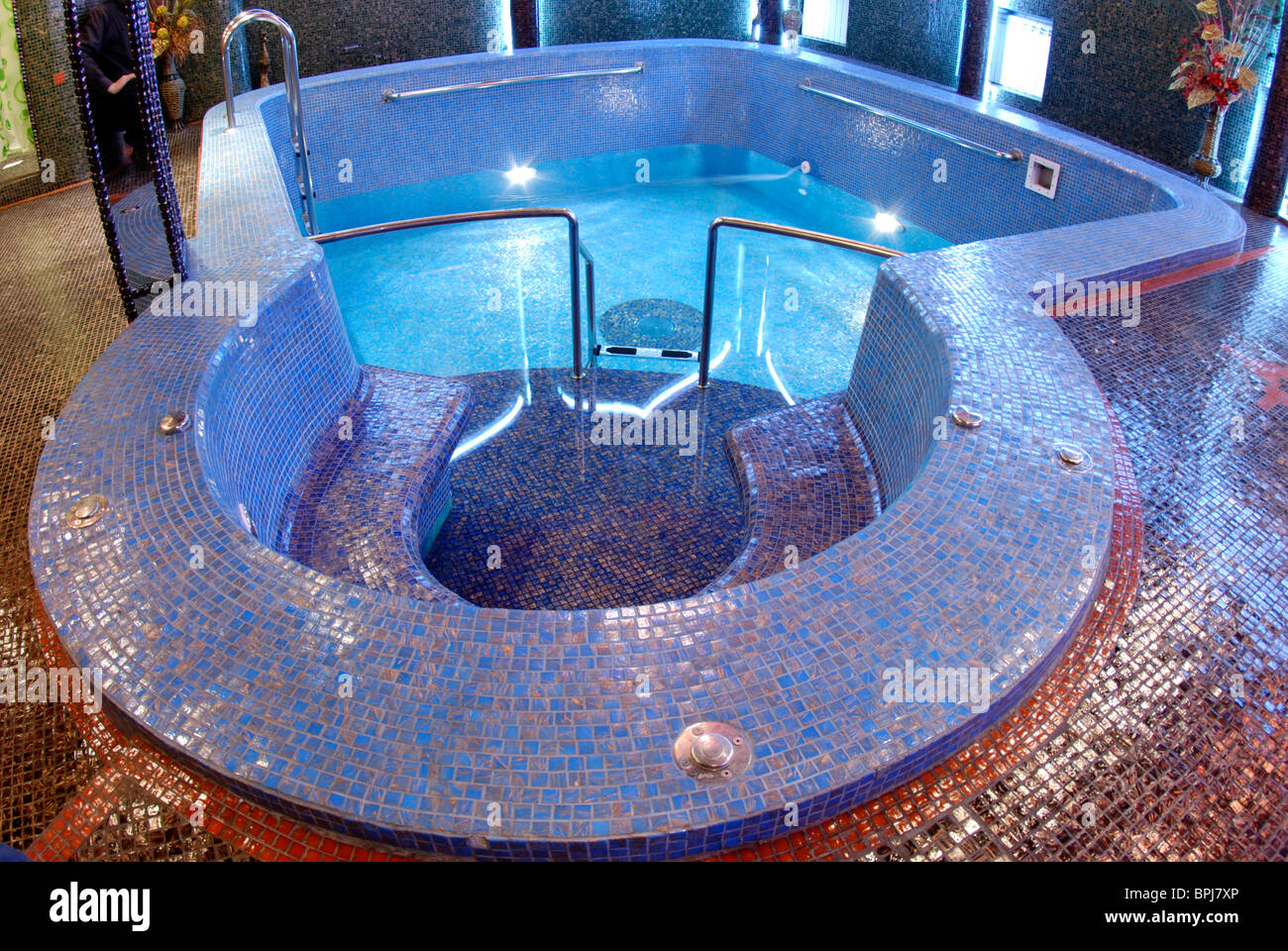 round swimming pool Stock Photo - Alamy