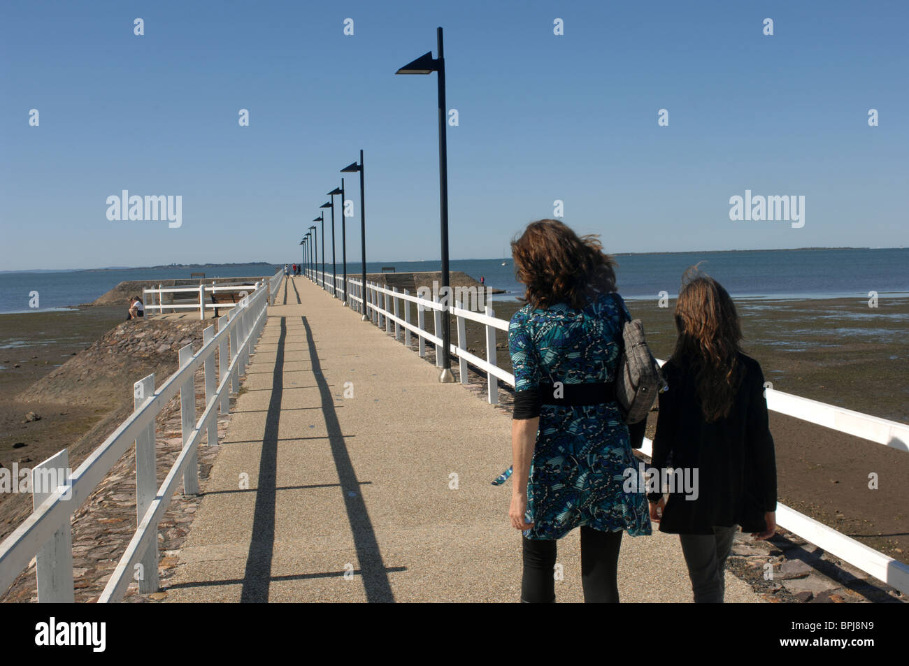Causeway, Wynnum Esplanade, Brisbane, Queensland, Australia Stock Photo ...
