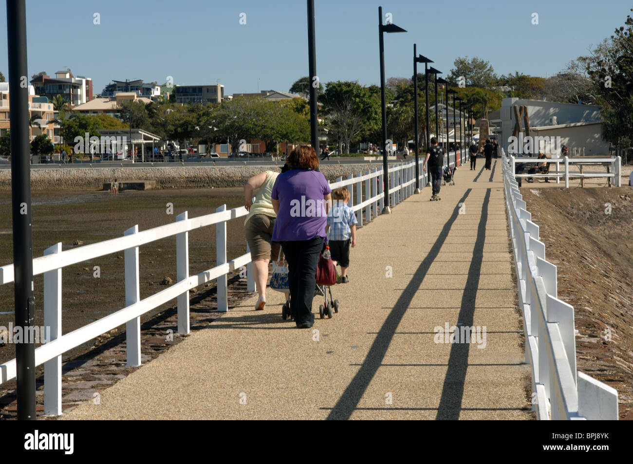 Causeway, Wynnum Esplanade, Brisbane, Queensland, Australia Stock Photo ...