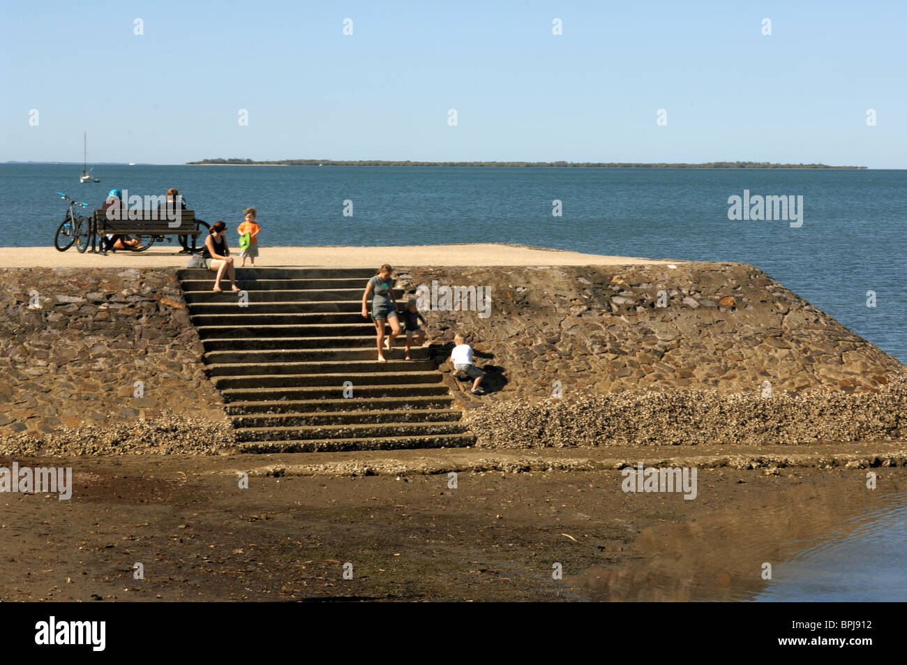 Causeway, Wynnum Esplanade, Brisbane, Queensland, Australia Stock Photo ...