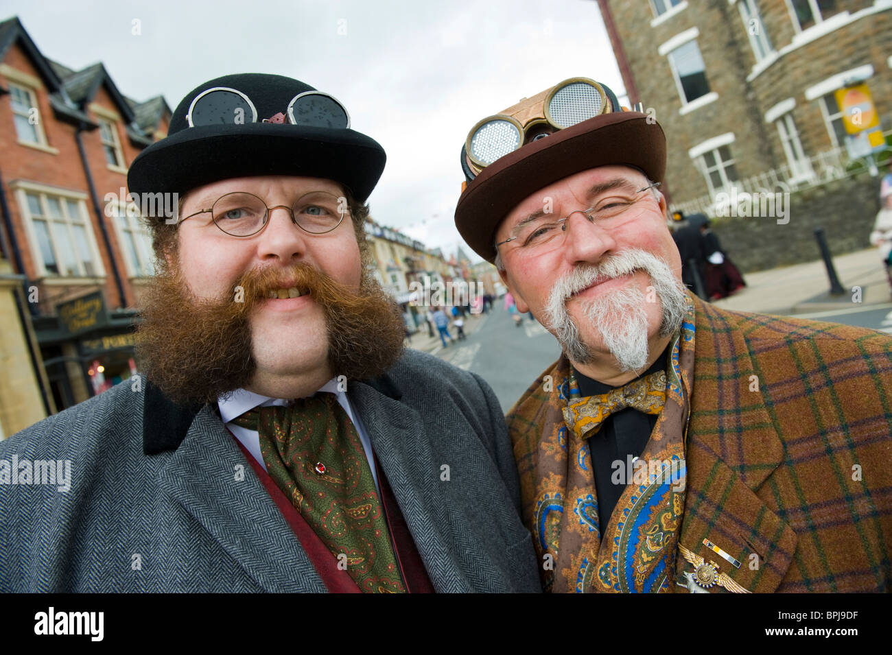 Victorian gentlemen hi-res stock photography and images - Alamy