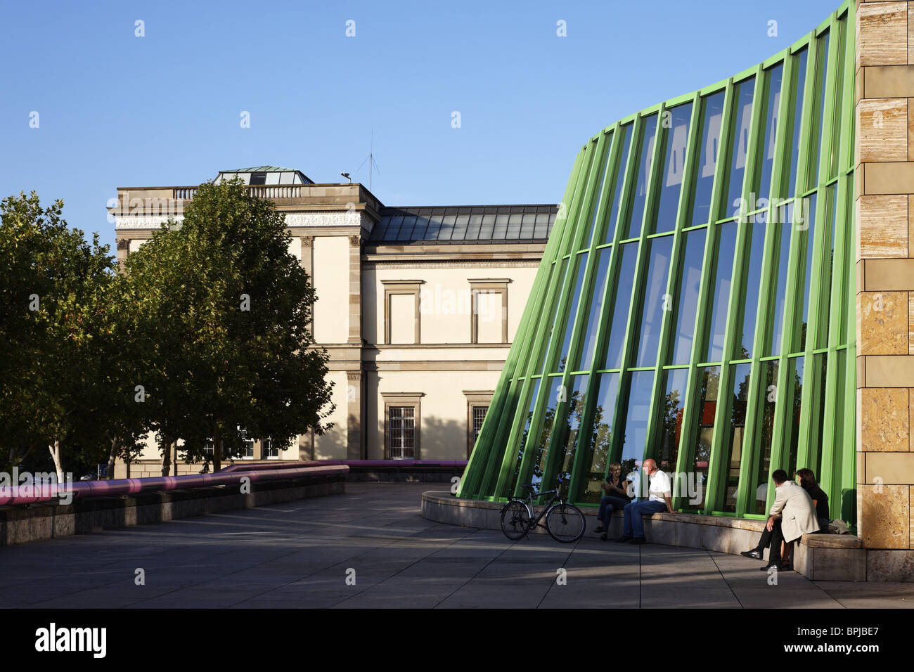 Neue staatsgalerie stuttgart hi-res stock photography and images - Alamy