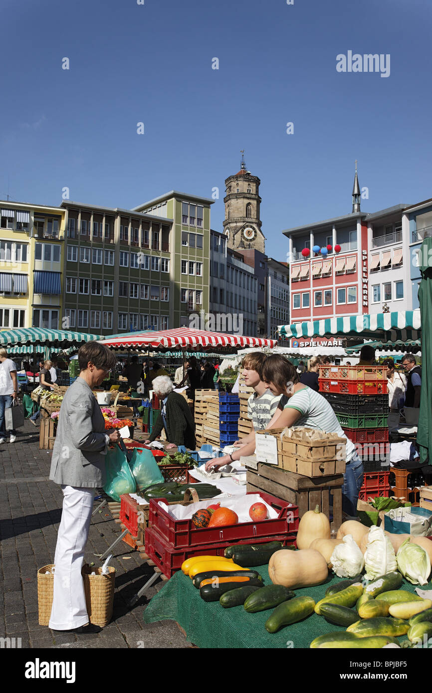 Weekly market on market square, Stuttgart, Baden-Wurttemberg, Germany ...