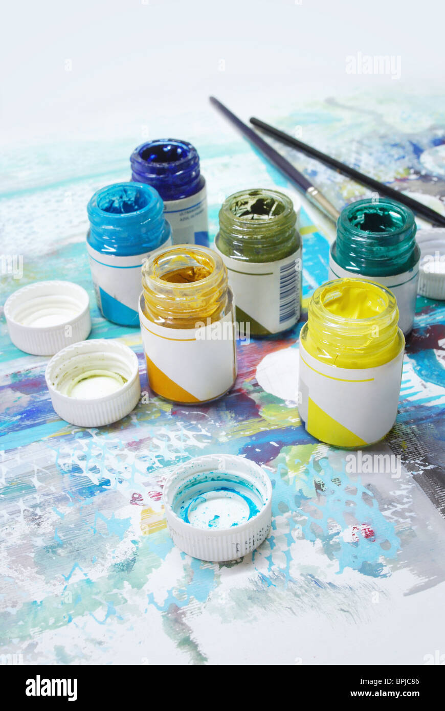 Various gouache colors hi-res stock photography and images - Alamy