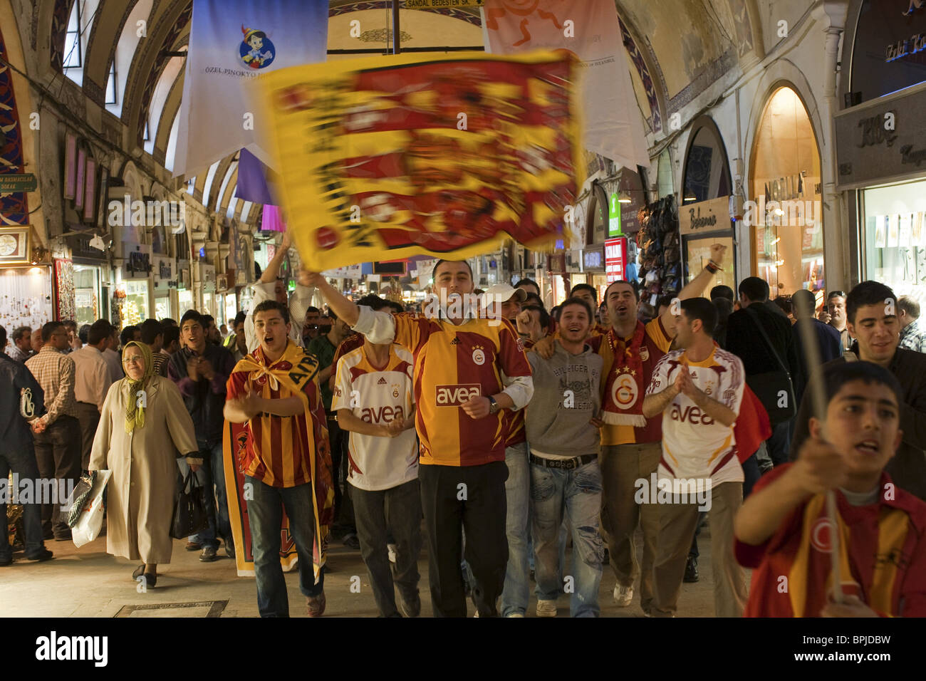 football, soccer fans, Galatasaray Istanbul, in the grand bazaar ...