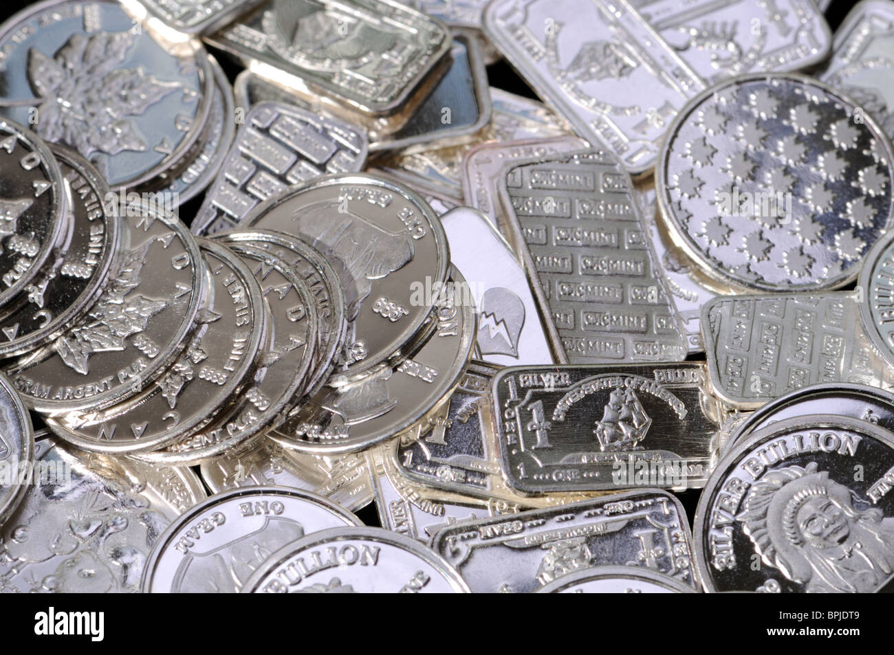 Pure silver hi-res stock photography and images - Alamy