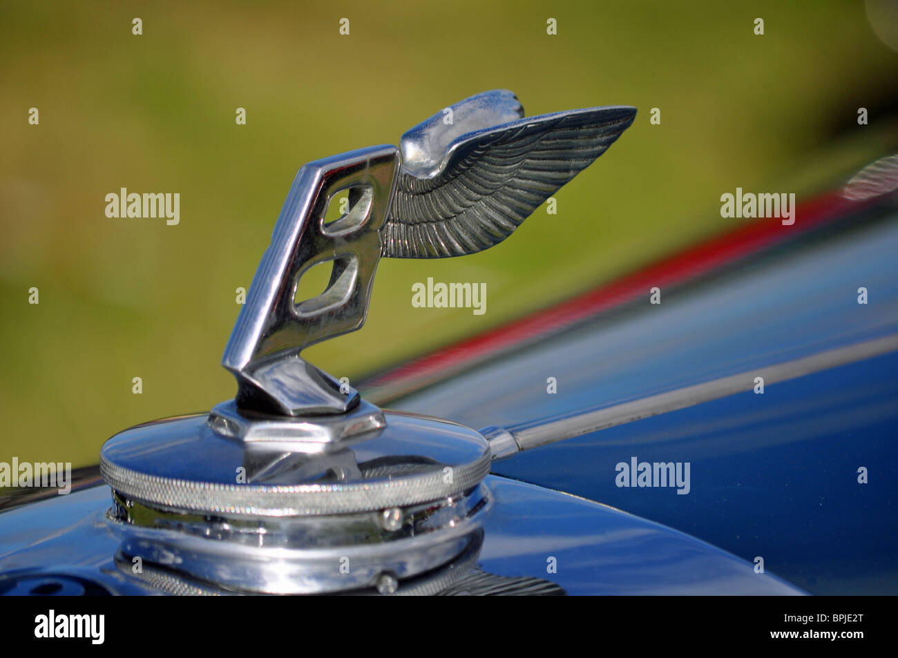 Bentley Flying B radiator mascot Stock Photo - Alamy