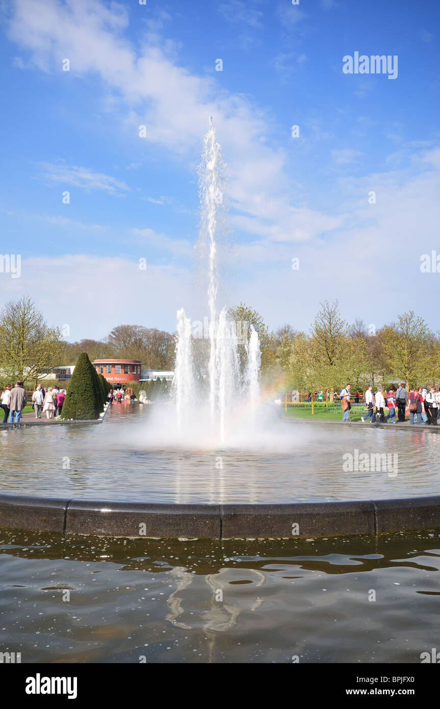 Water feature at Keukenhof Gardens, Amsterdam, Holland Stock Photo - Alamy