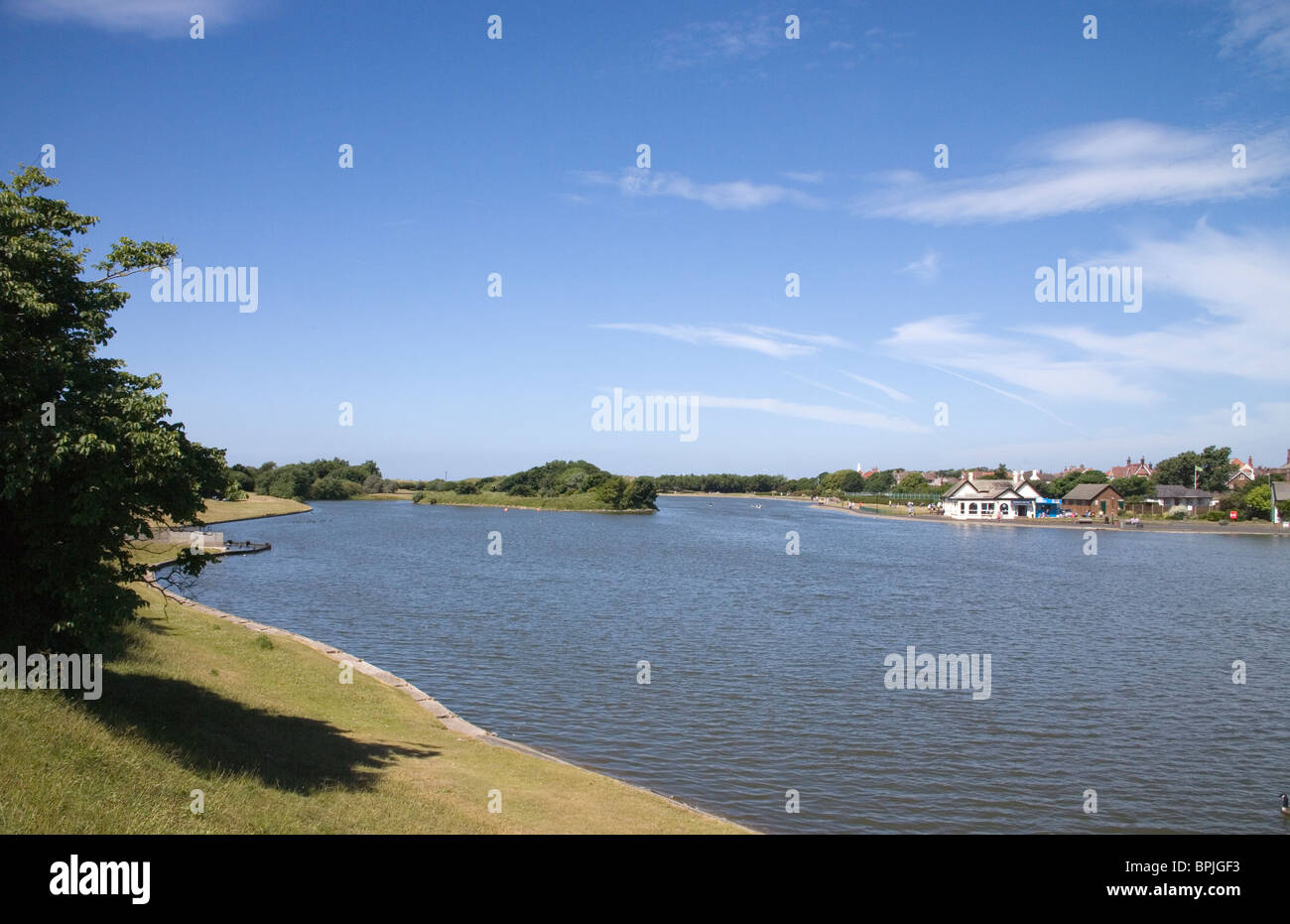 Fairhaven lake on the lancashire coast Stock Photo - Alamy