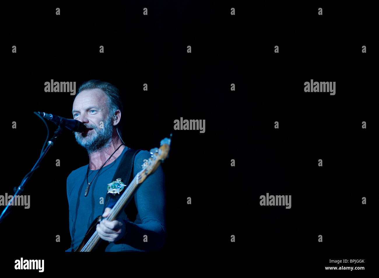 Sting musical performance hi-res stock photography and images - Alamy