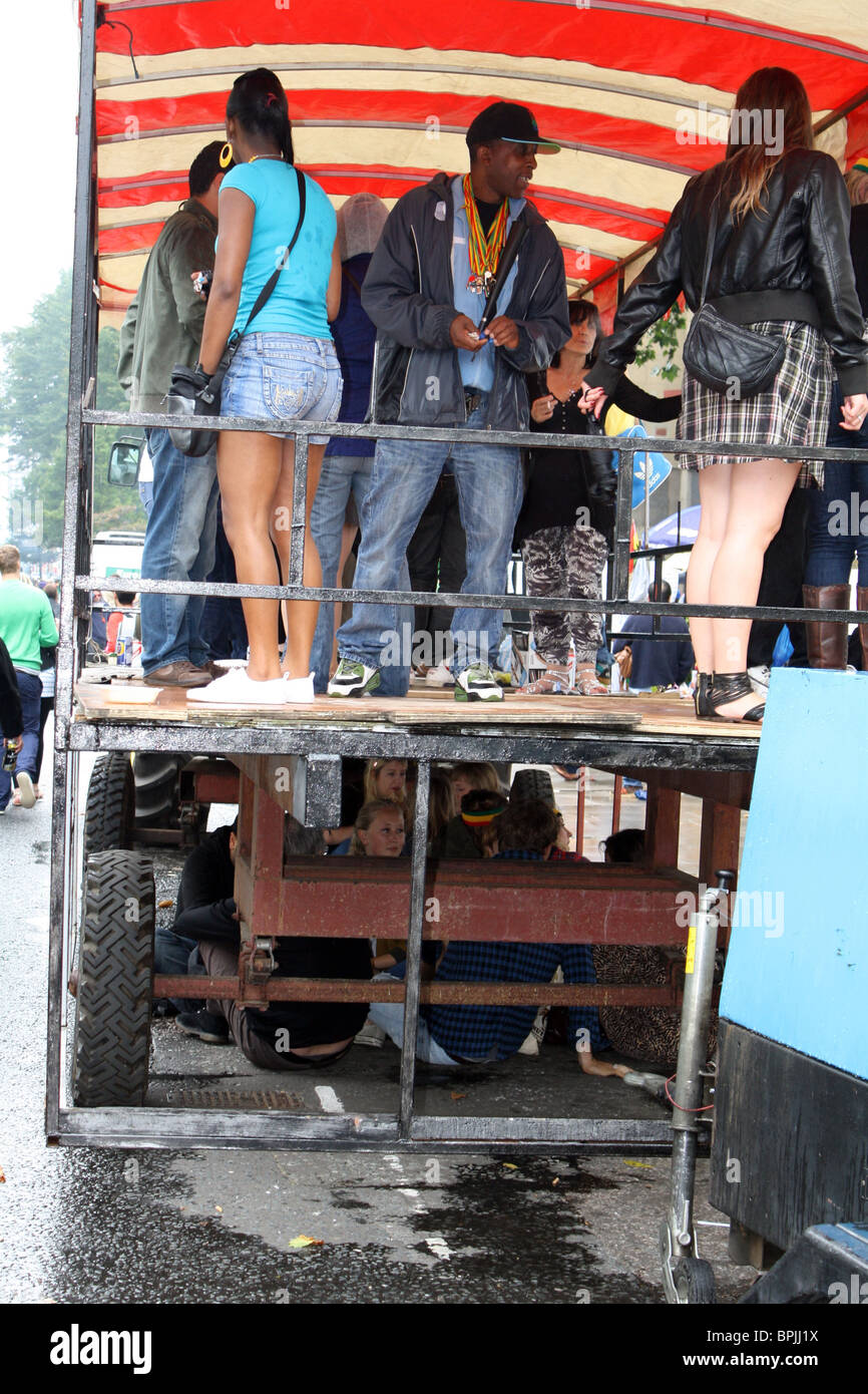 Were taking refuge hi-res stock photography and images - Alamy