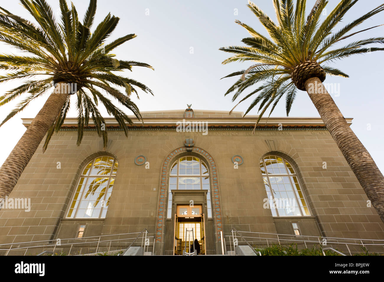 San Francisco Library Exterior Stock Photo - Alamy