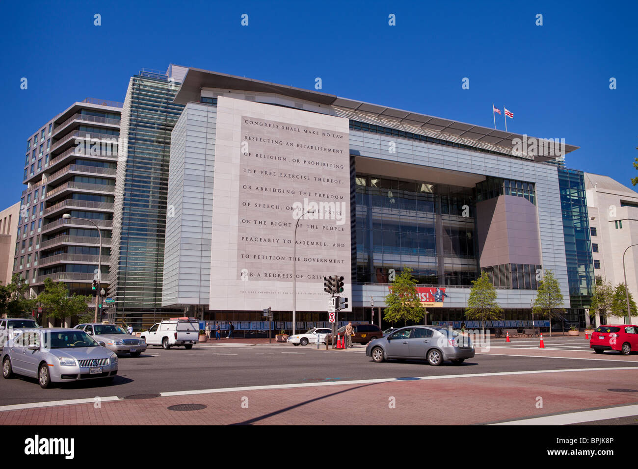 WASHINGTON, DC, USA - Newseum on Pennsylvania Avenue Stock Photo - Alamy