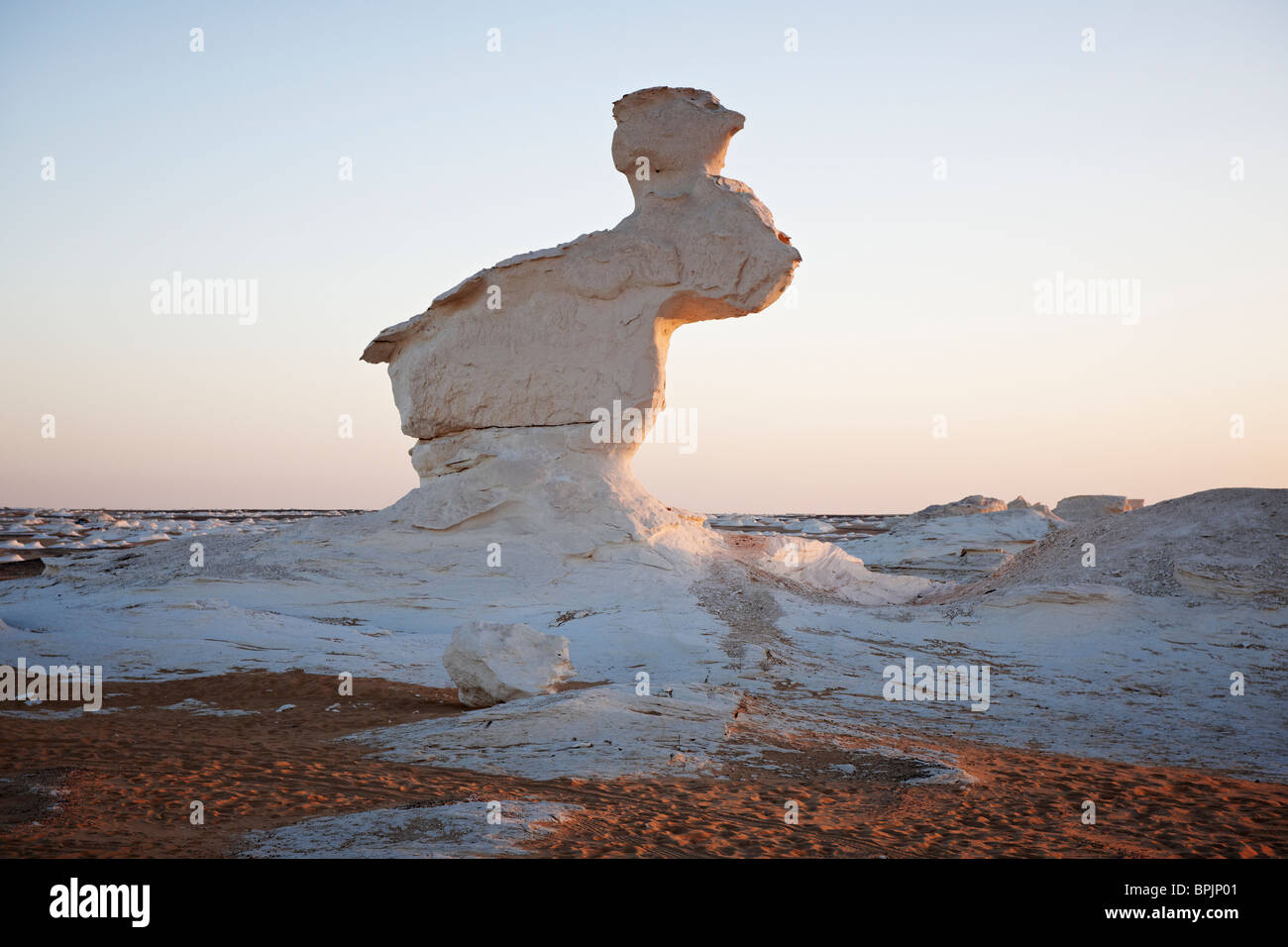 white desert near Farafra Oasis, western desert, Egypt, Africa Stock ...