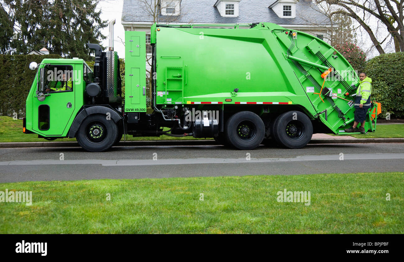 Garbage truck hi-res stock photography and images - Alamy
